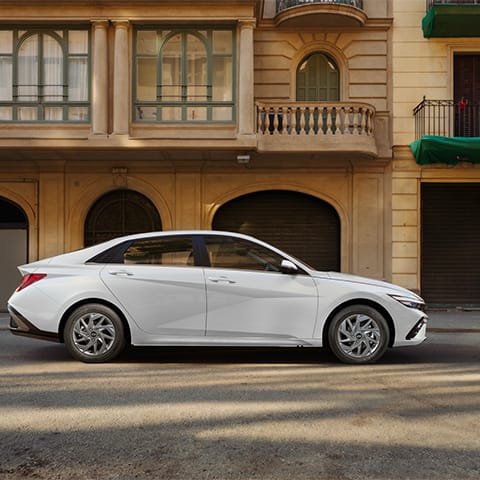 i30 Sedan Hybrid | Hybrid Range | Hyundai Australia