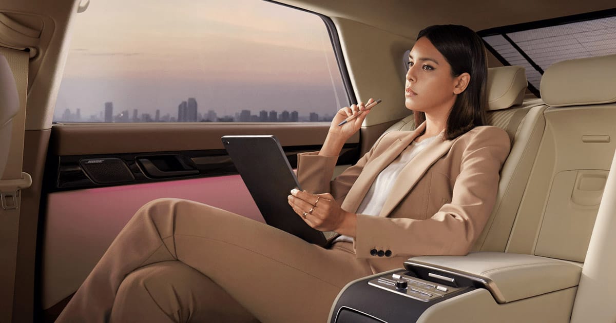 The all-new AZERA Convenience | CARS - Hyundai Worldwide