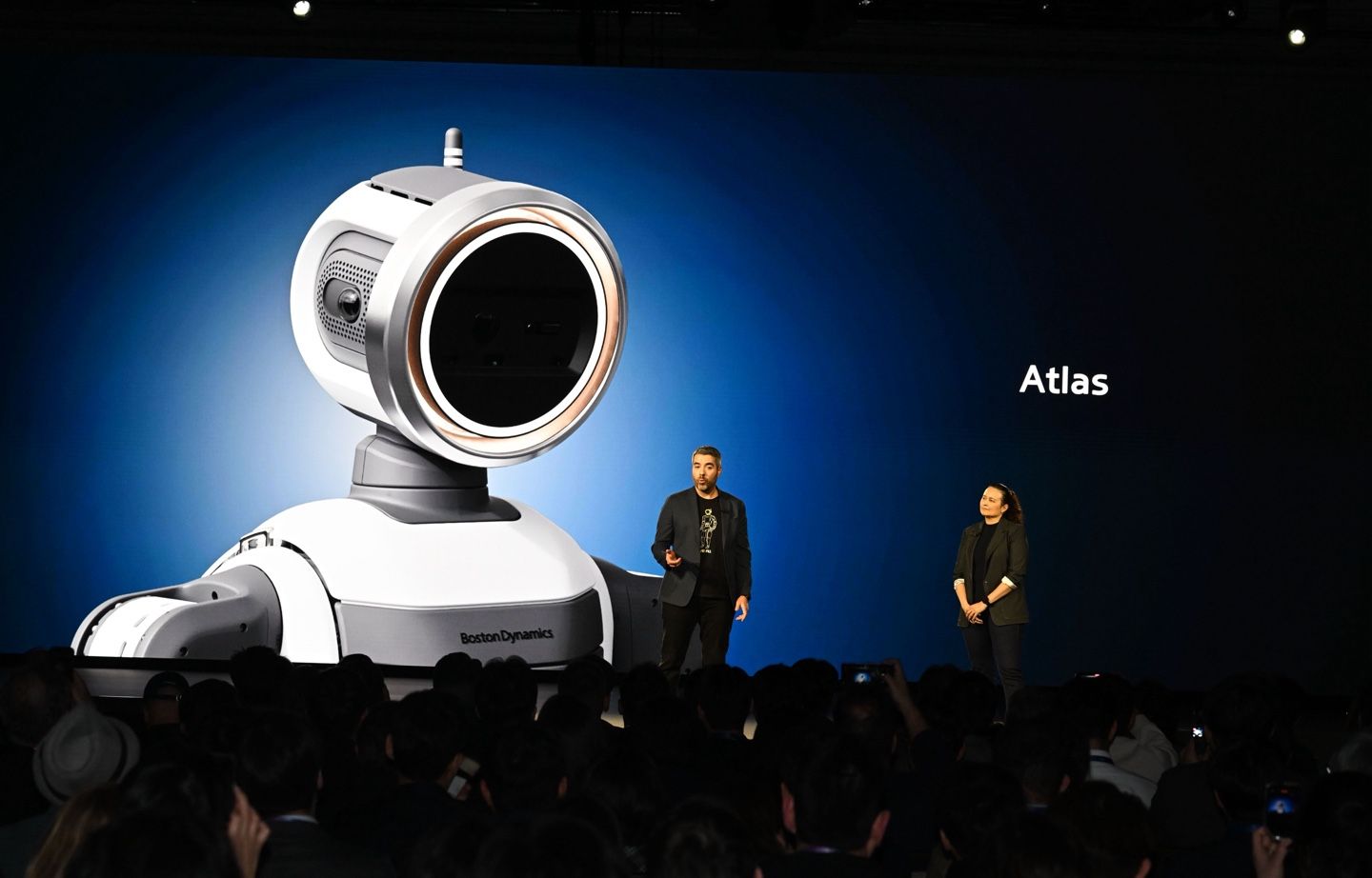 Hyundai Motor Group Announces AI Robotics Strategy to Lead Human ...