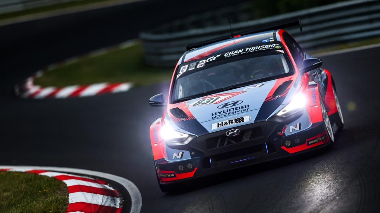 Tcr racing store